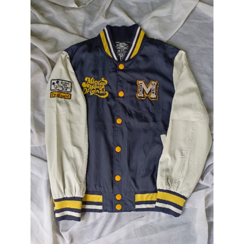 Jual Varsity ASK Mickey Mouse | Shopee Indonesia