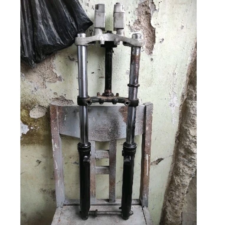 Jual SHOCKBREKER DEPAN BAJAJ PULSAR 180 UG3 ORIGINAL COPOTAN | Shopee ...