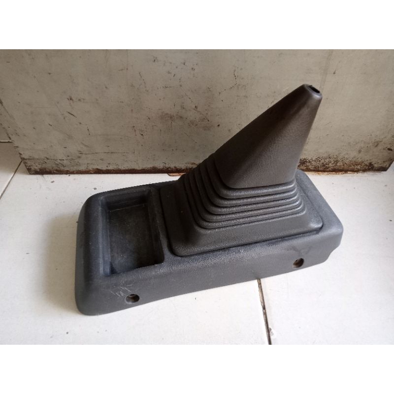 Jual consule shift gear karet booth Daihatsu charade classy original ...