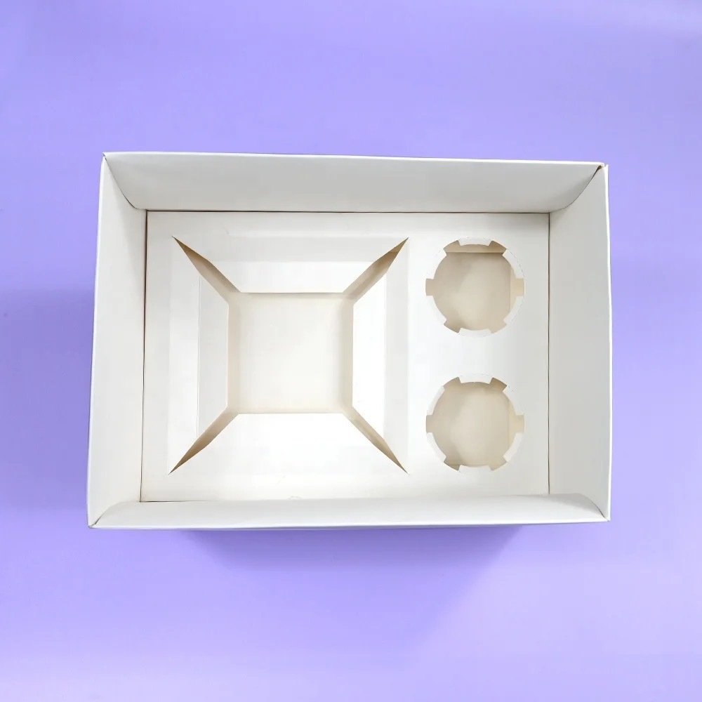 Jual BOX KUE BENTO + 2 CUPCAKE box packaging kue ulang tahun hampers ...