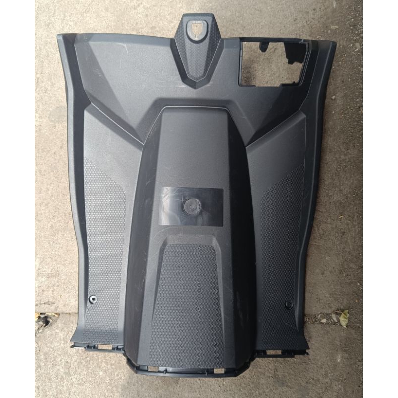 Jual Cover Inner Lower / Leg Shield / Leksil Bawah Beat 110 New Deluxe ...