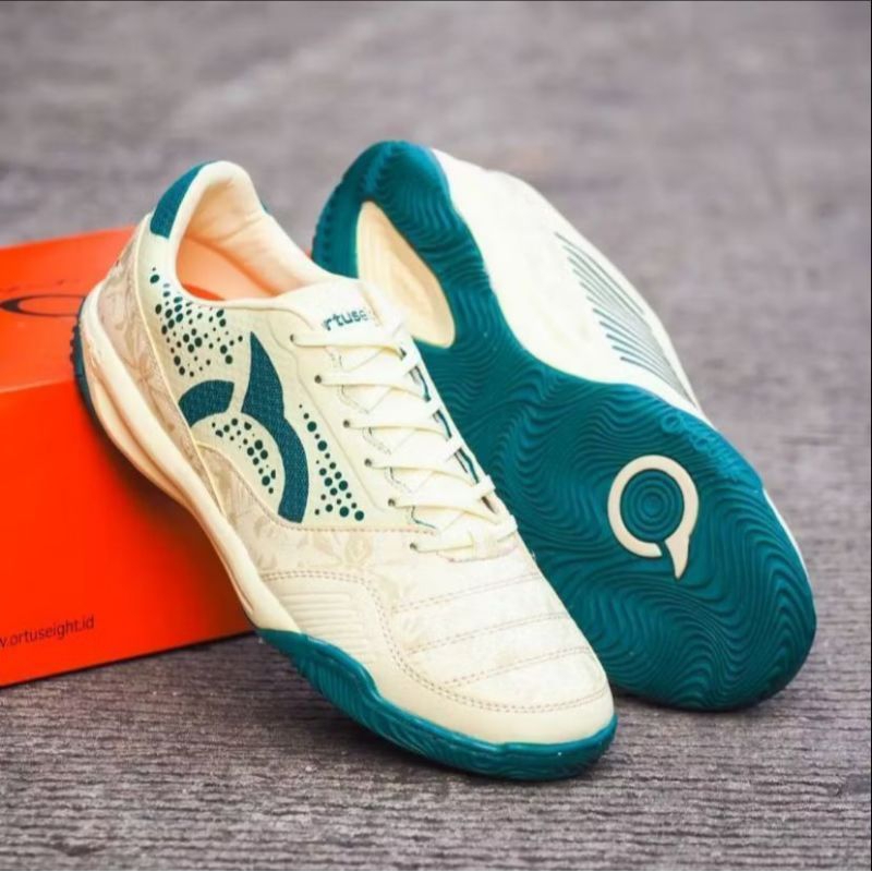 Jual SEPATU FUTSAL ORTUS JOGOSALA TERBARU DAN TERLARIS // BAYAR ...