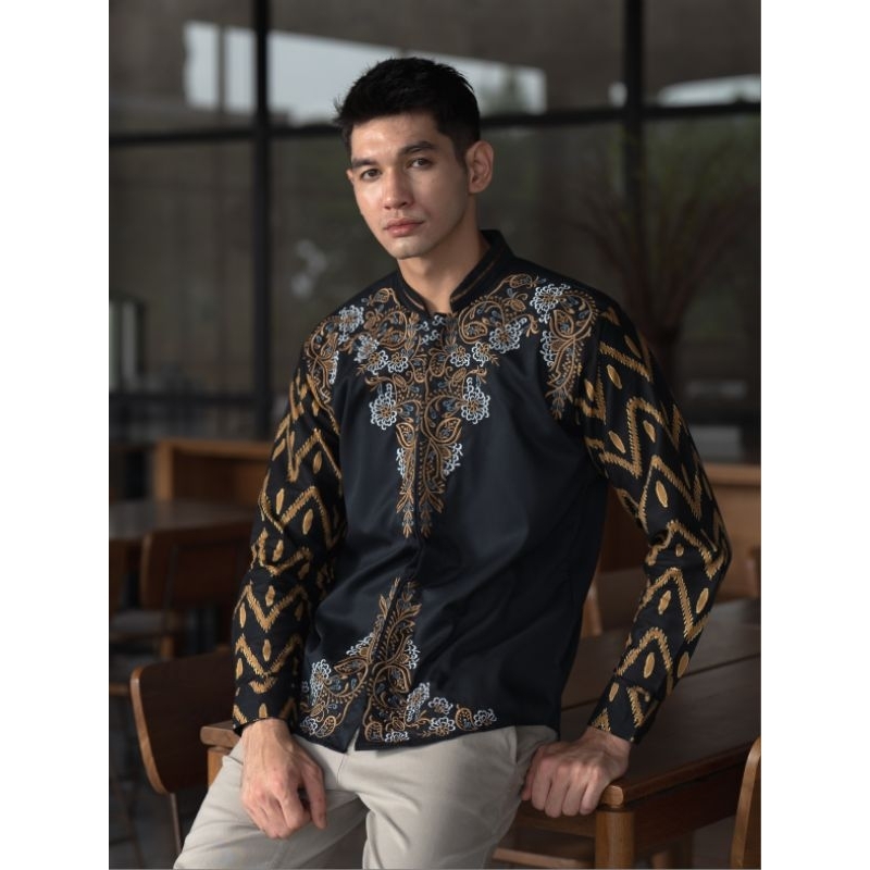 Jual Kemeja Batik Bordir Pria NUC.ID Mahadewa 01 (Hitam) | Shopee Indonesia