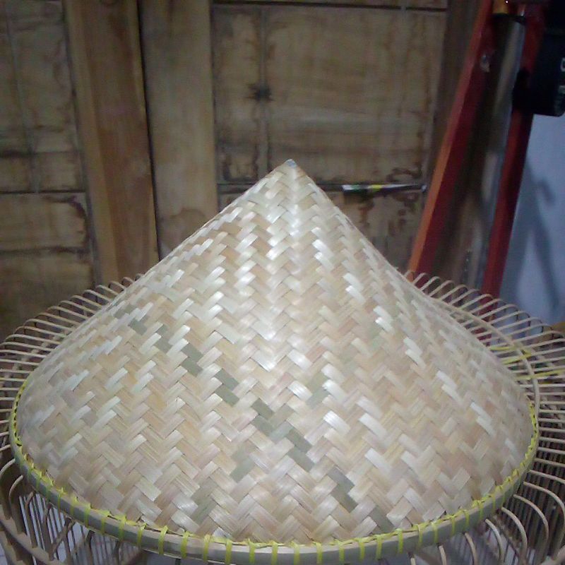 Jual caping petani ,dudukuy petani anyaman bambu | Shopee Indonesia