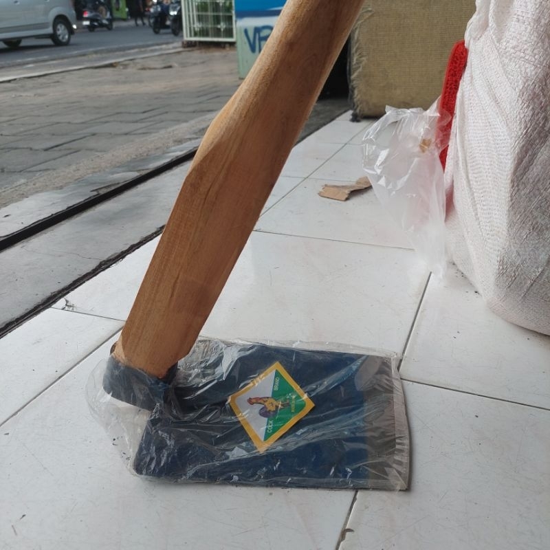 Jual Siap pakai. Pacul Cangkul Cap Ayam Jago + Gagang Kualitas Bagus ...