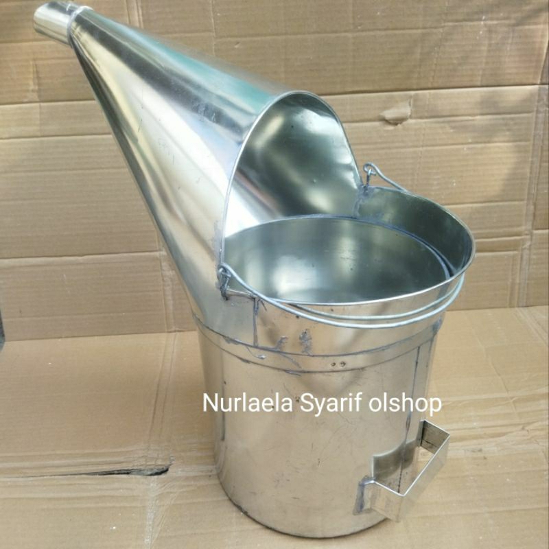 Jual Corong Oli Minyak Literan Ukuran 1 Liter Tebal | Shopee Indonesia