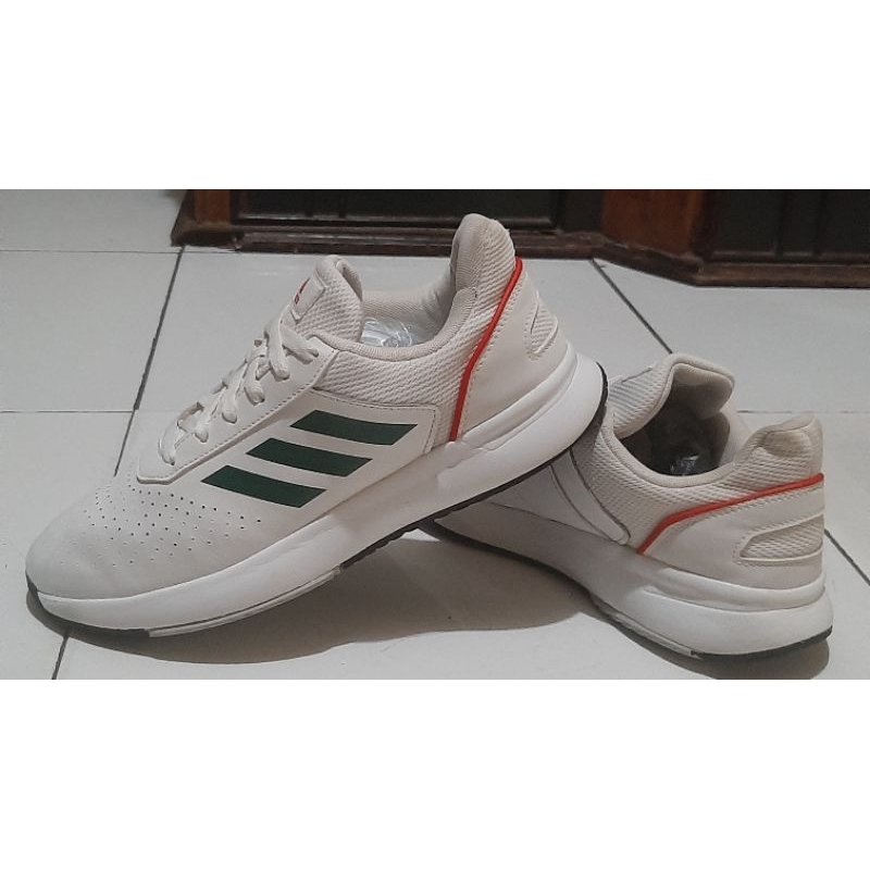Jual Sepatu Second Original | Shopee Indonesia
