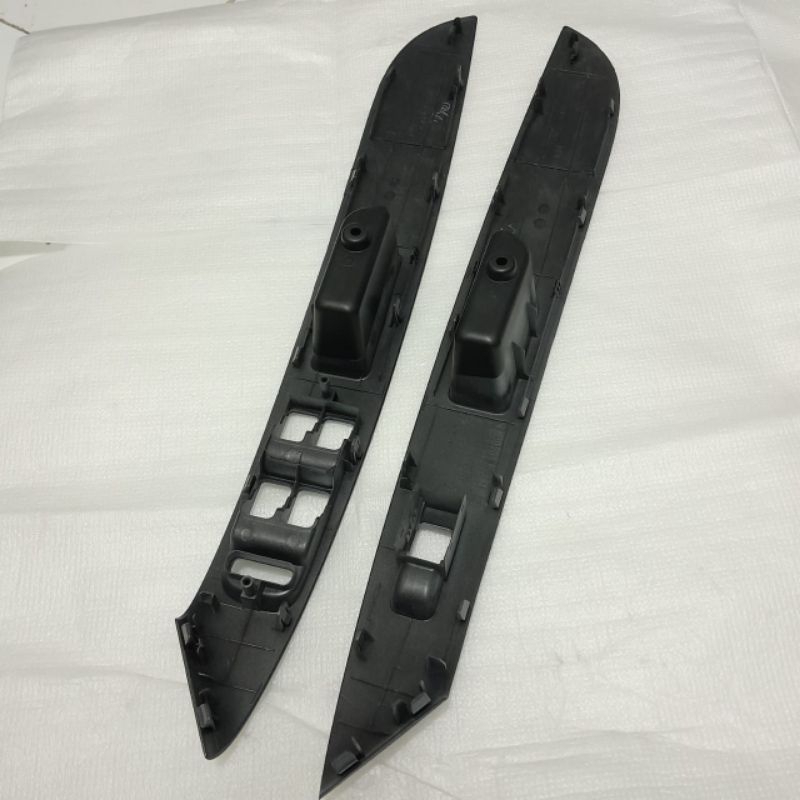 Jual Arm rest doortrim depan luxio ready kiri kanan original part ...