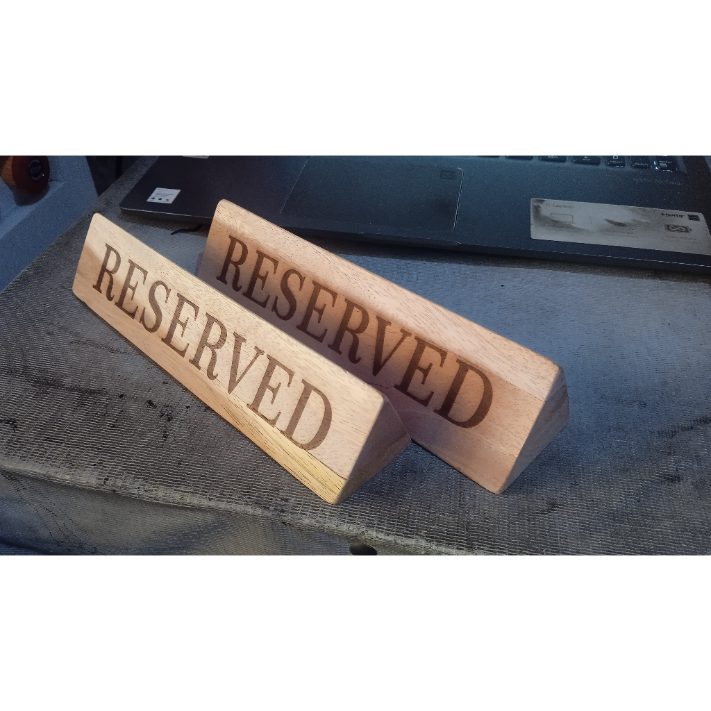 Jual Reserved sign table wood / tanda reserve tag meja (grafir 2 sisi ...