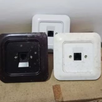 Jual Socket Jack Colokan telepon Tembok Tanam BROCO | Shopee Indonesia