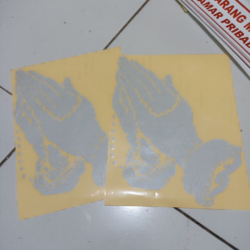 Jual stiker kaca mobil stiker tangan | tangan berdoa / sticker mobil ...
