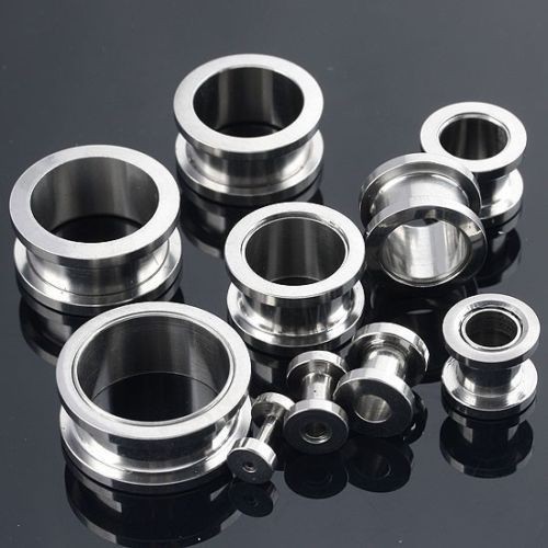 Jual PERSING TELINGA PRIA/PERSING PLUG/PERCING SILVERS TITANIUM ...