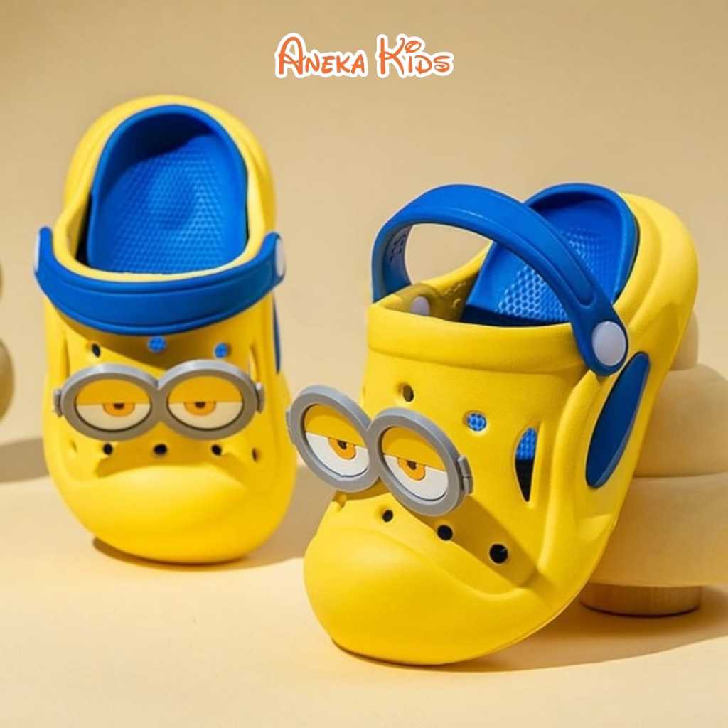 Jual SANDAL KODOK MINION | Shopee Indonesia