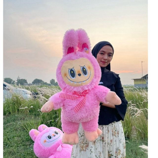 Jual Boneka Labubu monster UK XL 70cm | Shopee Indonesia