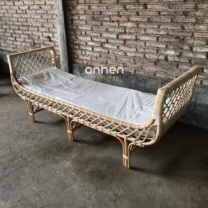 Jual Bangku Rotan Alam Model Perahu / Sofa Santai Rotan Alam / Bangku ...