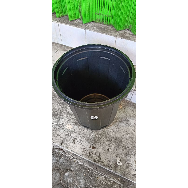 Jual Tong Kuat Hitam Tong Sampah 70L | Shopee Indonesia