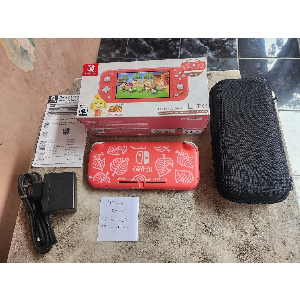 Jual Nintendo Switch Lite Animal Crossing New Horizons Isabelle Aloha ...