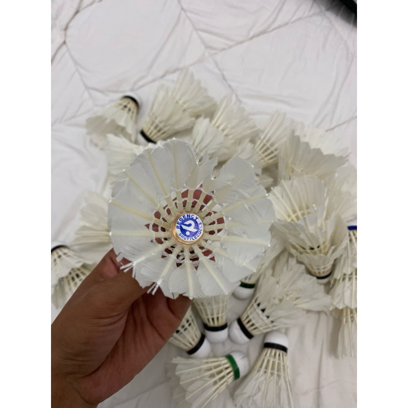 Jual Shuttlecock bekas mabar kondisi 60-80% / kok bulutangkis bekas ...