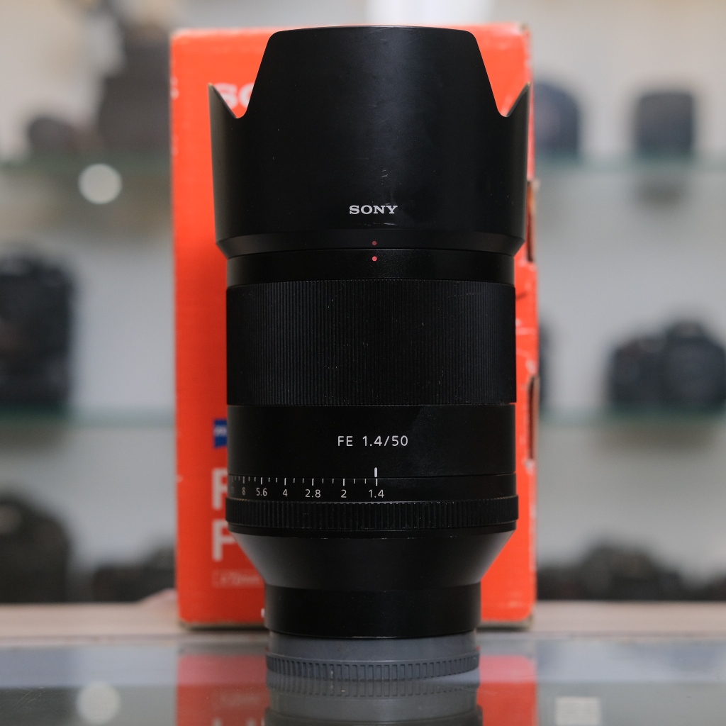 Jual Lensa kamera sony FE 50mm F1.4 ZA zeiss planar | Shopee Indonesia