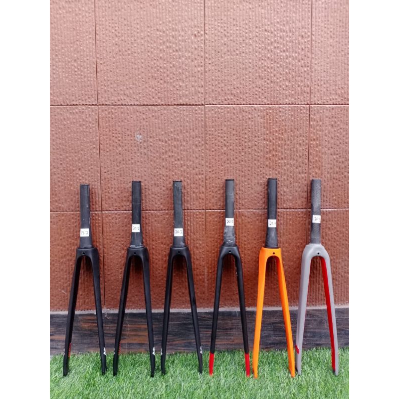 Jual Fork 700C Spencer Rimsbrake Carbon | Shopee Indonesia