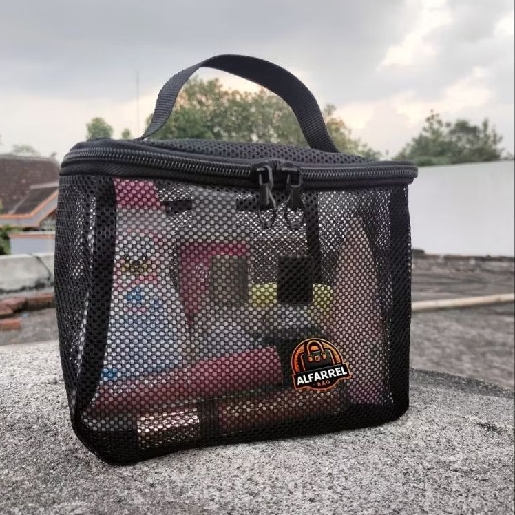 Jual Pouch Makeup Kosmetik Skincare Multifungsi - Pouch jaring alat ...