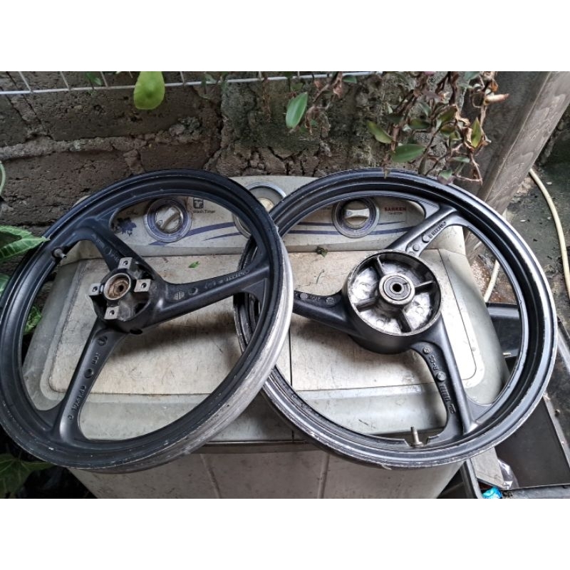Jual Velg f1zr fizr fiz r jupiter z cw castwheel vega crypton pelek ...