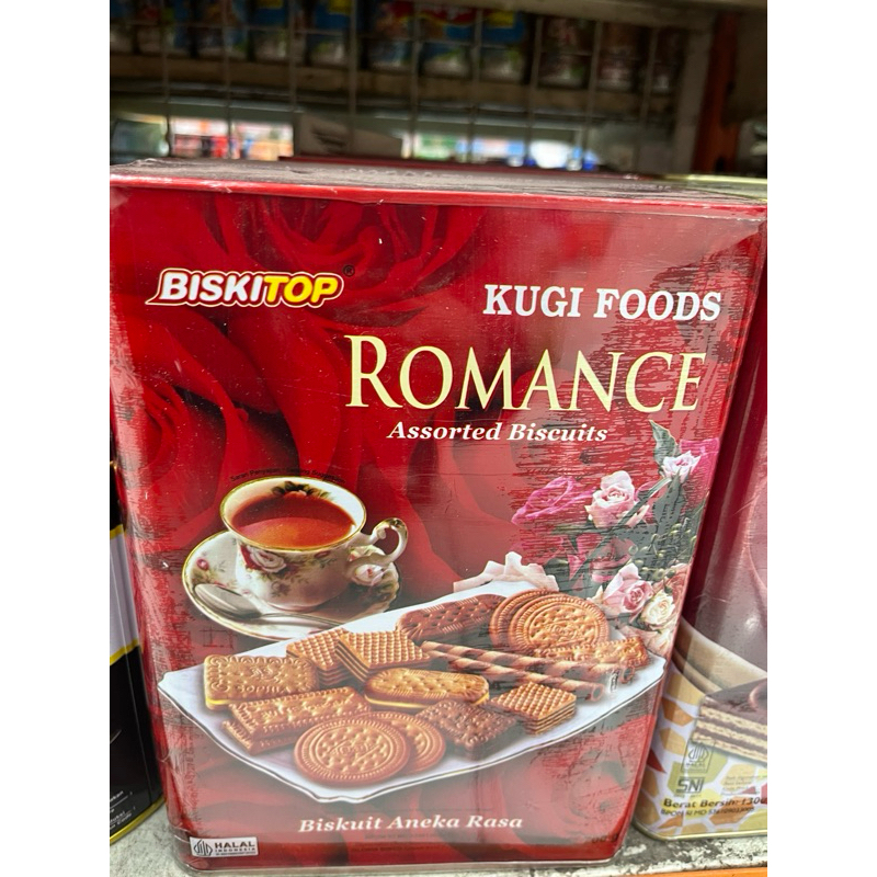 Jual Biskitop Romance assorted biscuits 700g | Shopee Indonesia