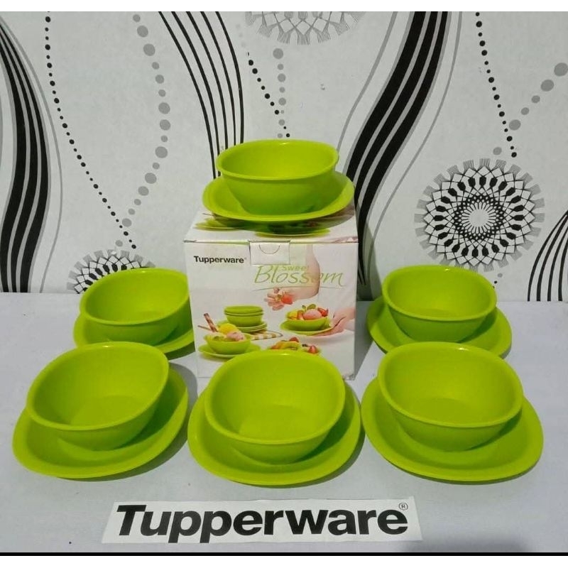 Jual Tupperware sweet blossom set(bow 6 dan piring kecil 6 set ...