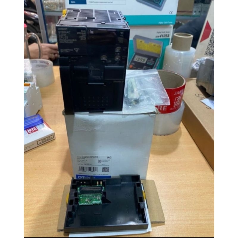 Jual PLC OMRON CJ2M-CPU33 ORIGINAL | Shopee Indonesia