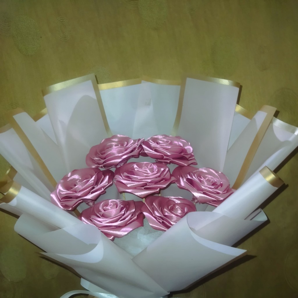Jual Floramelia - Elegant Blooms/Buket Bunga Satin/Buket Satin Custom ...