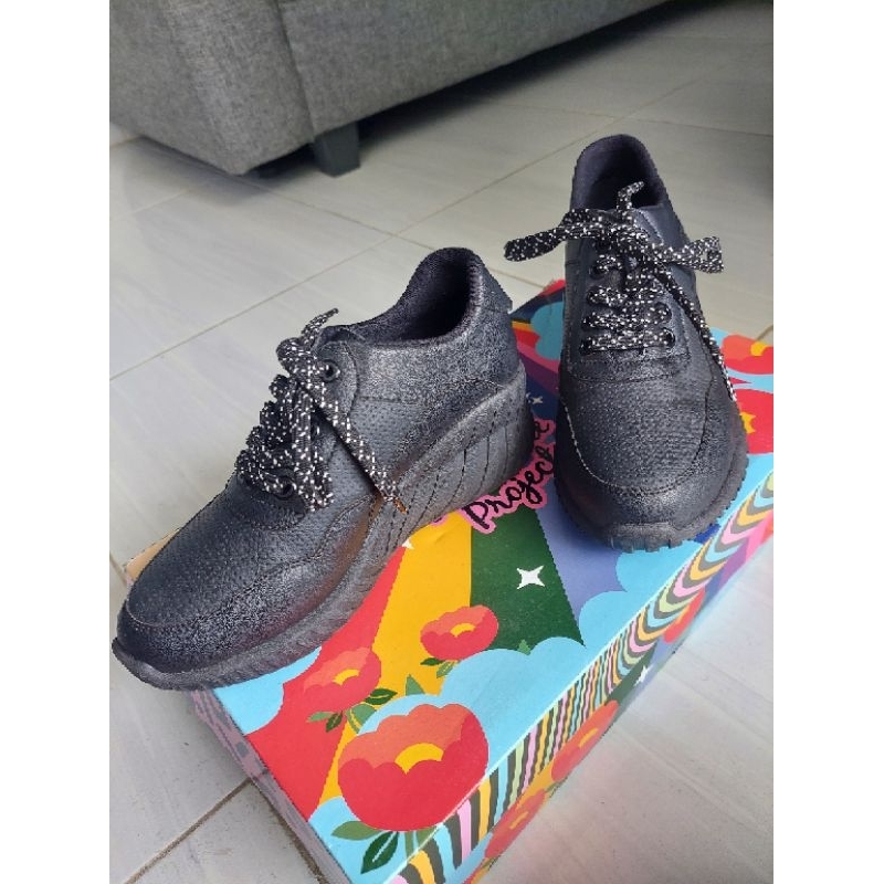 Jual Cathleen Sneakers Black By Adorable Projects | Shopee Indonesia