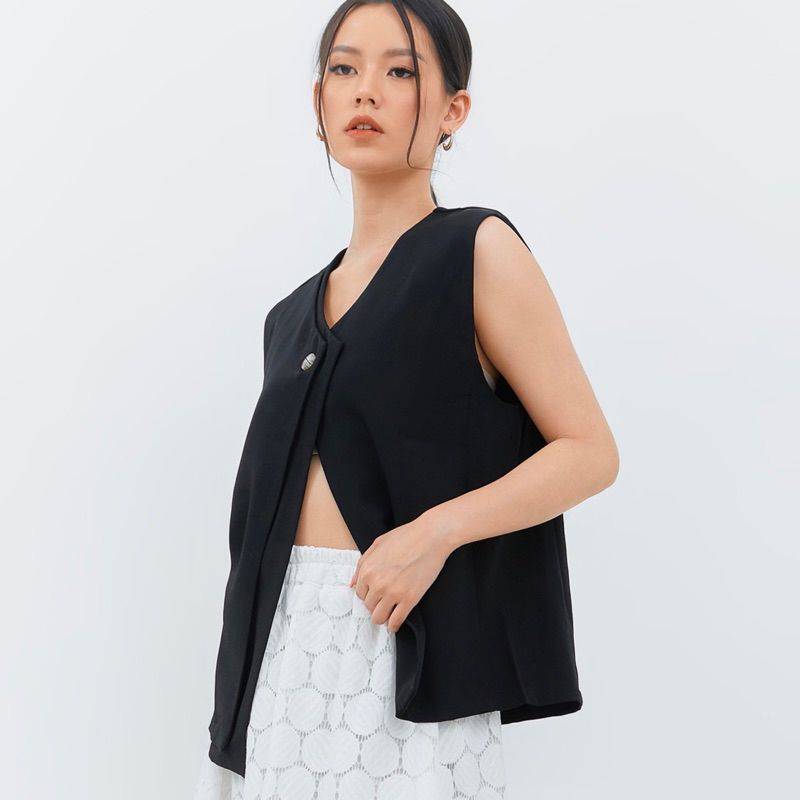 Jual MAYFA.CLO - ESTIMASI READY 20 MARET | Alice Vest Semiwool | Rompi ...