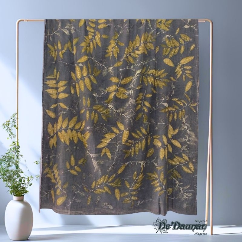 Jual kain linen halus ecoprint batik warna alam motif cetak daun asli ... Jual kain linen halus ecoprint batik warna alam motif cetak daun asli ...