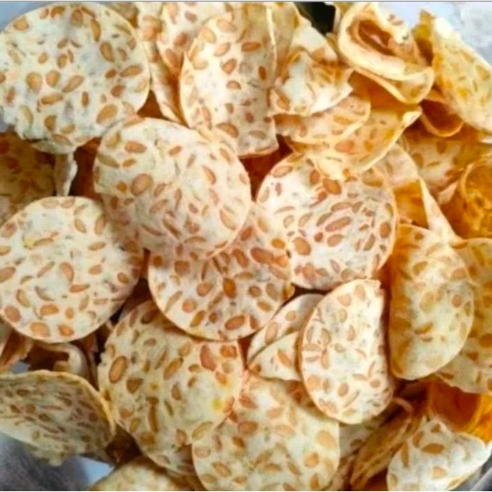 Jual Keripik tempe renyah dan gurih/aneka cemilan lebaran | Shopee ...