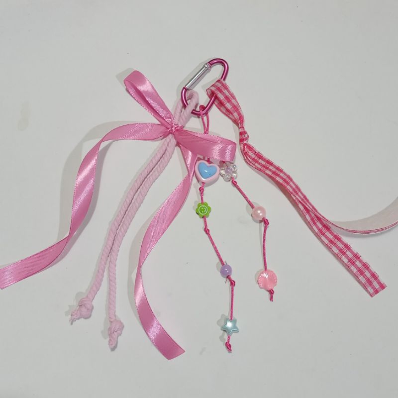 Jual Keychain Ganci Gantungan Kunci Tas Pink Lucu Pita Manik Manik Mote ...