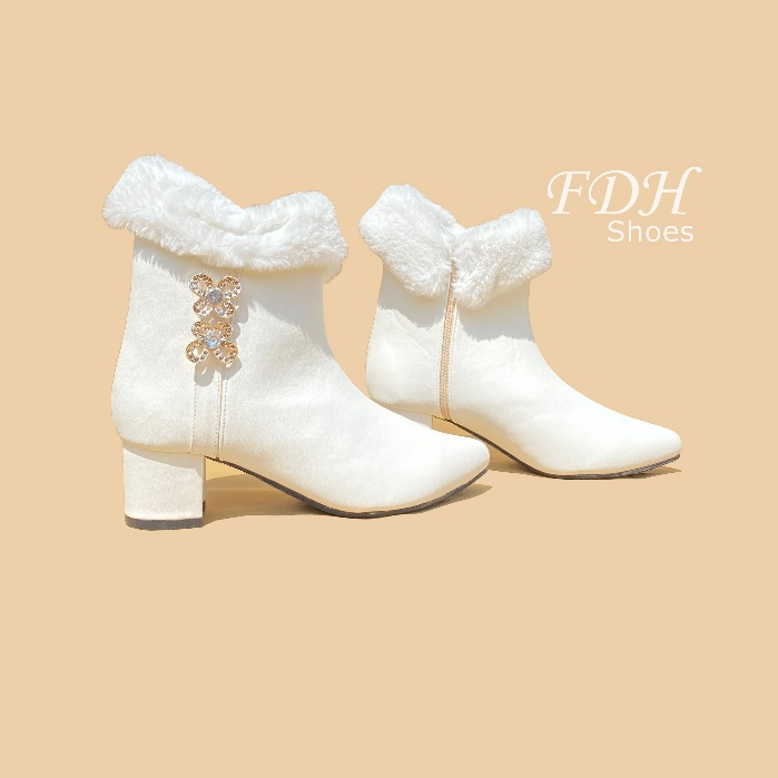 Jual Sepatu Boots 5 cm BL Kupu-Kupu ST | Shopee Indonesia