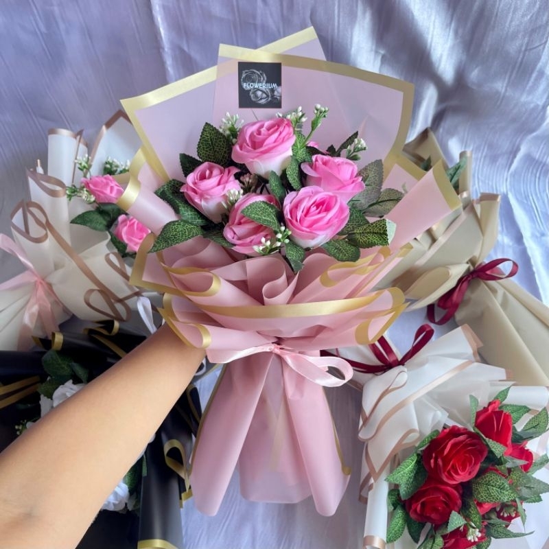 Jual COD Bunga Artificial Buket Mawar Kado Ulang Tahun Free Kardus ...