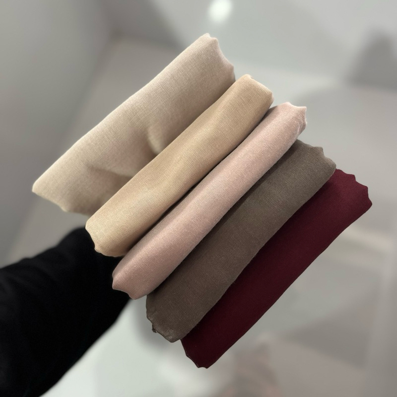 Jual HIJAB PARIS JADUL SEGIEMPAT 30 WARNA / JILBAB PARIS JADUL | Shopee Indonesia