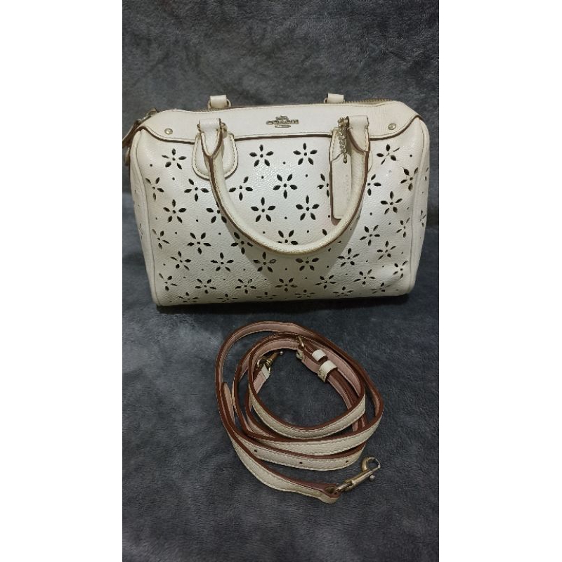 Jual Coach Mini Bennet Flower LaserCut | Shopee Indonesia
