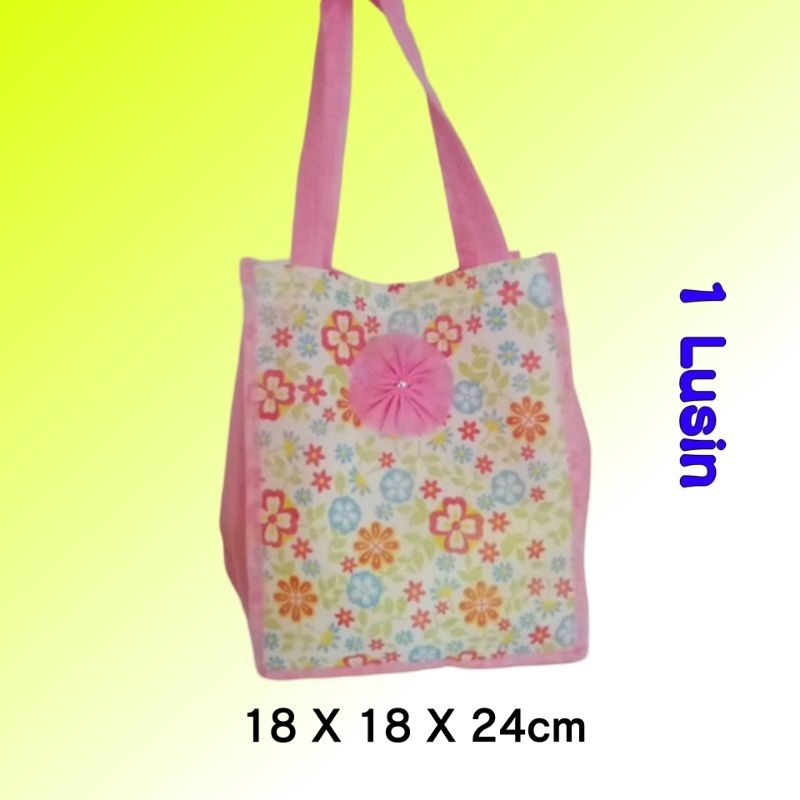 Jual Tas Tangan Motif Bunga 18 x 24cm | Tas kenduri (1lusin) | Shopee ...