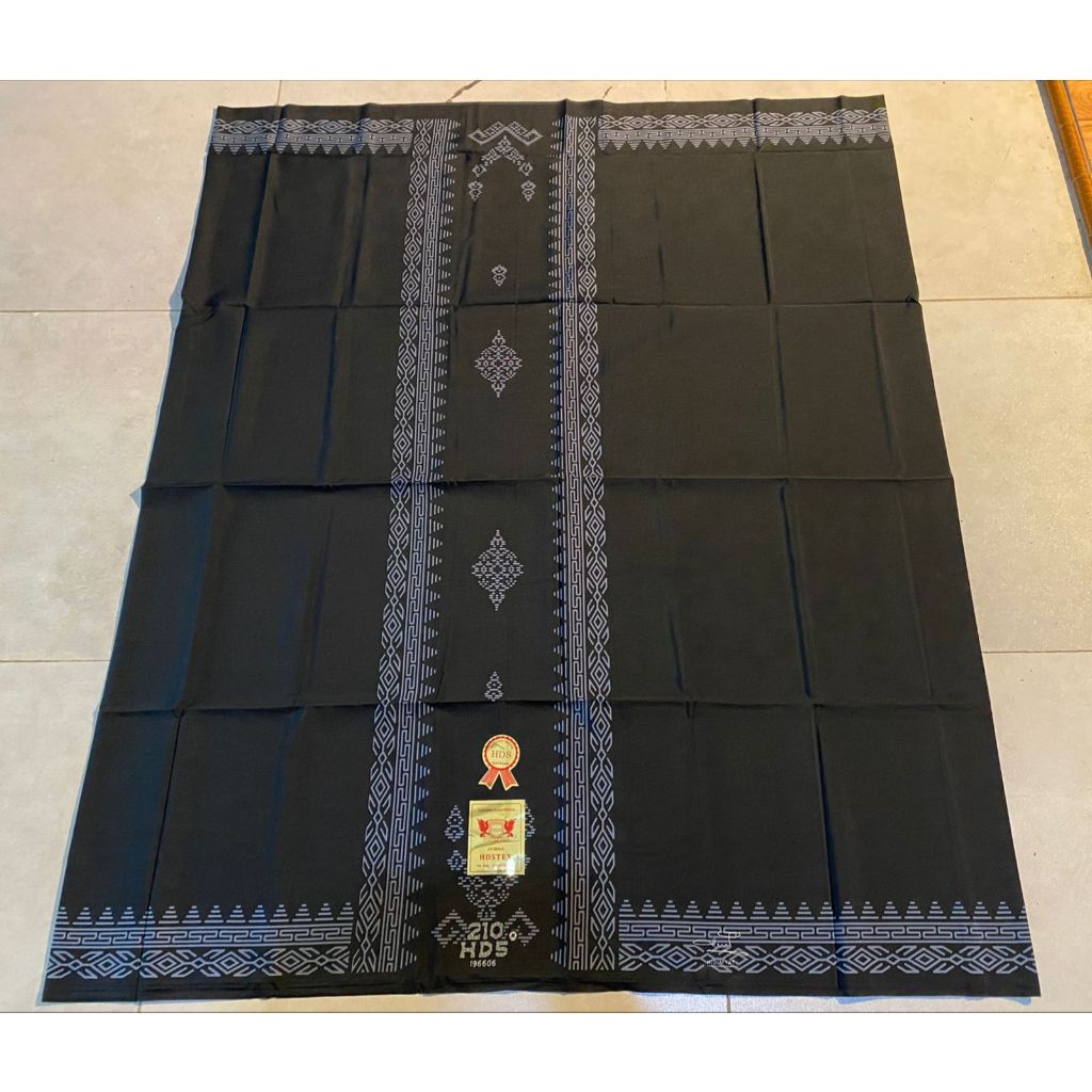 Jual SARUNG HDS TERBARU - SARUNG SAMARINDA HITAM POLOS MOTIF TUMPAL ...