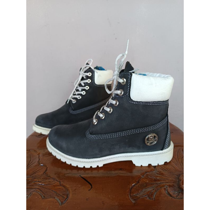 Jual Timberland X Mastermind size 40 insole 25 cm sepatu kerja, sepatu ...
