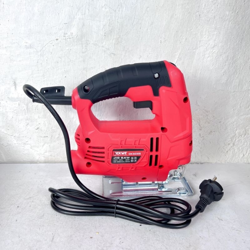 Jual Dekwe mesin jigsaw gergaji ukir kayu potong triplek DK6055 model ...