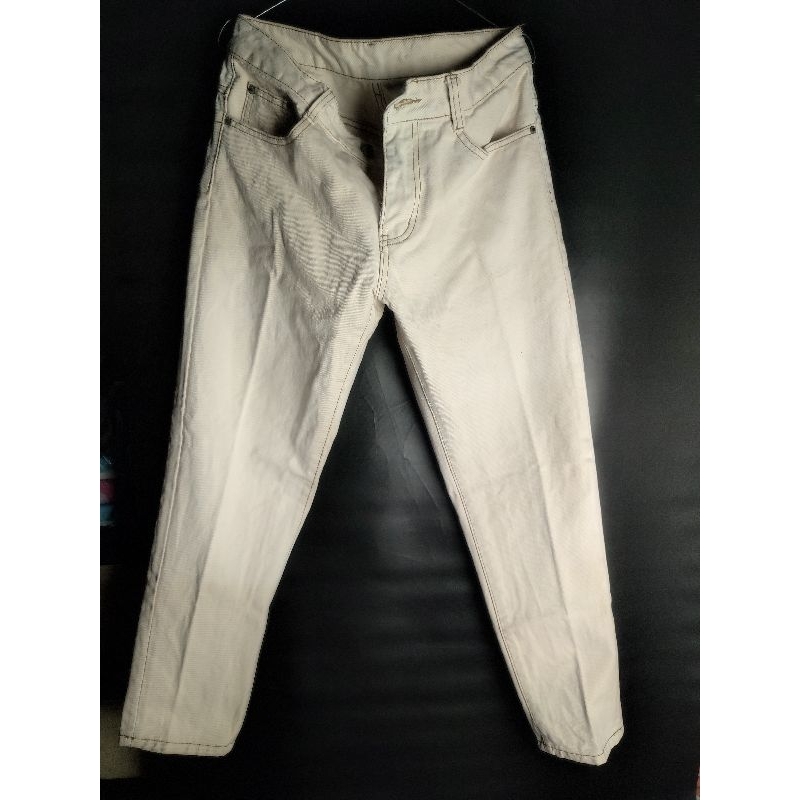 Jual Awesome Cream Chino pants Preloved | Shopee Indonesia