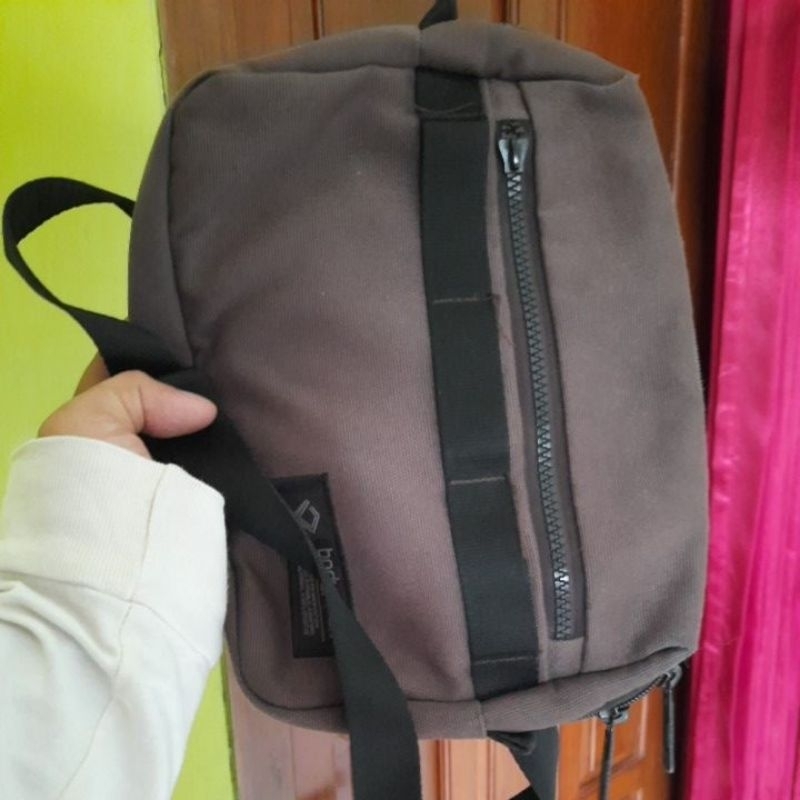 Jual tas bodypack original second | Shopee Indonesia