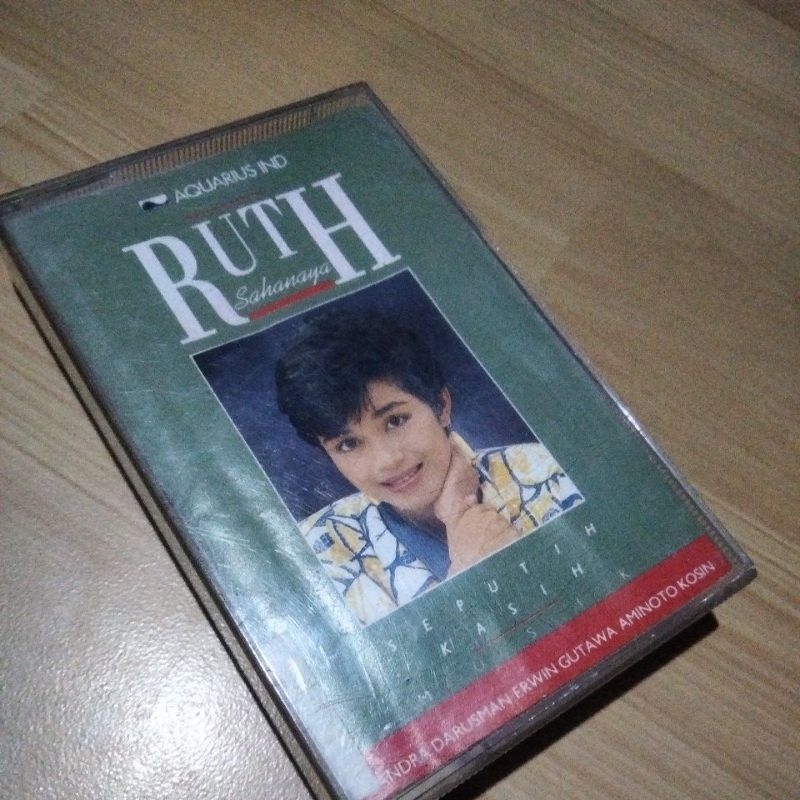 Jual TOP Kaset pita full box original"RUTH Sahanaya" | Shopee Indonesia