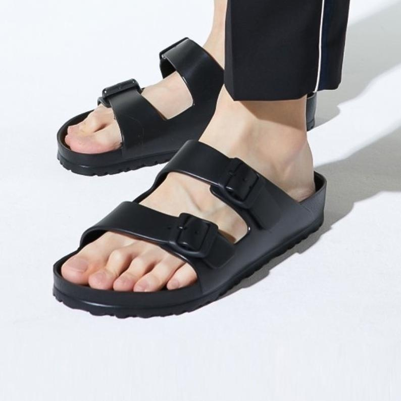 Jual Sandal Pria Strap Dua Ringan Sendal Slip On Pria Casual Sendal ...
