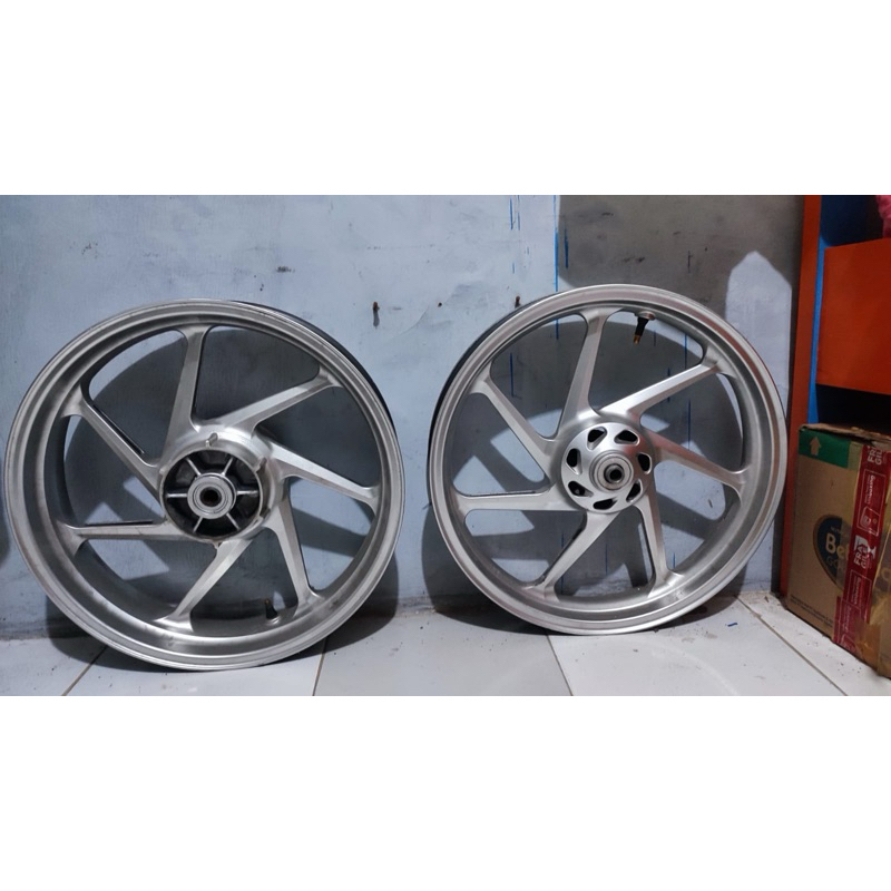 Jual Velg Set Original CBR 250RR | Shopee Indonesia
