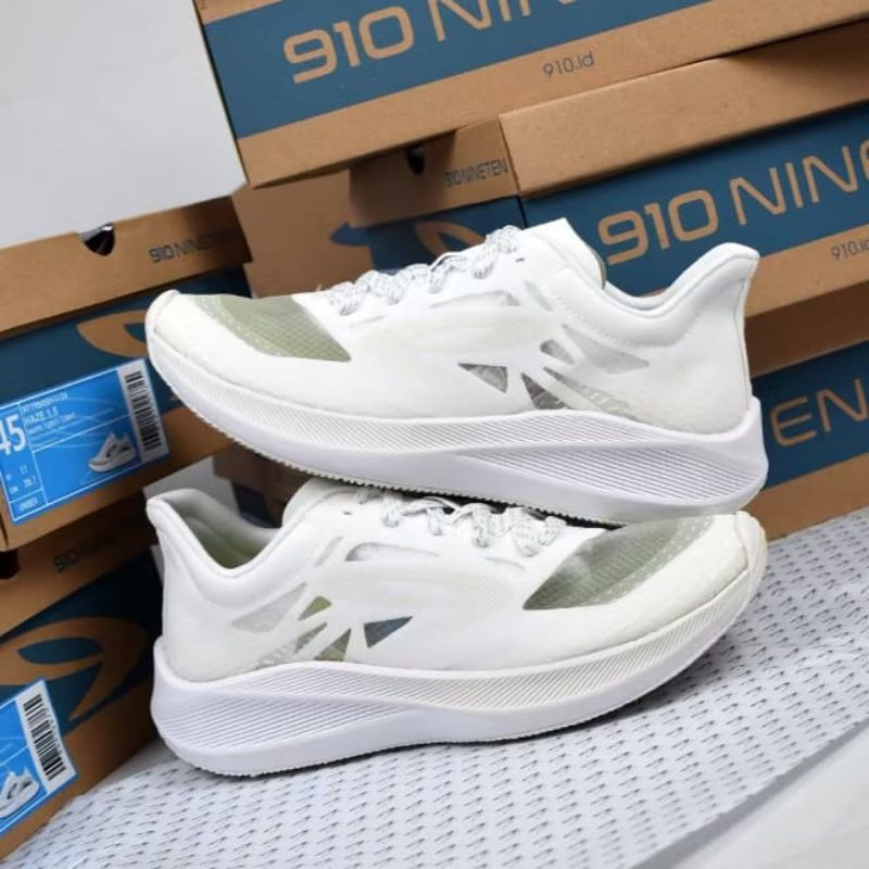 Jual Special Edition 910 Nineten Haze 1.5 Putih Abu Sepatu Lari Running ...