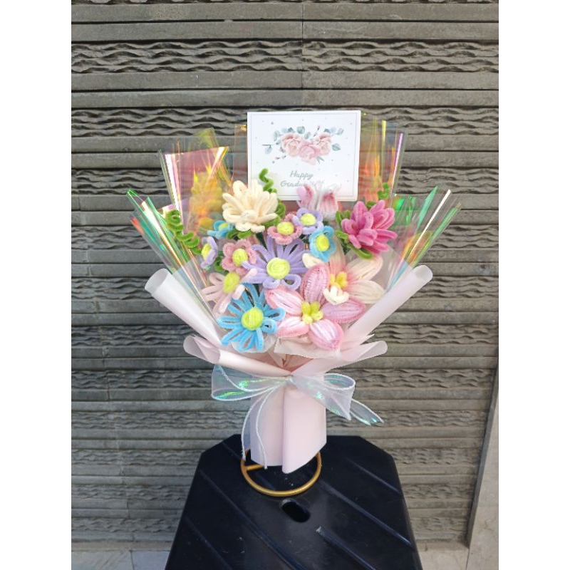 Jual Reya Bouquet Pipe Cleaner Flower / Bucket Kawat Bulu / Bucket ...